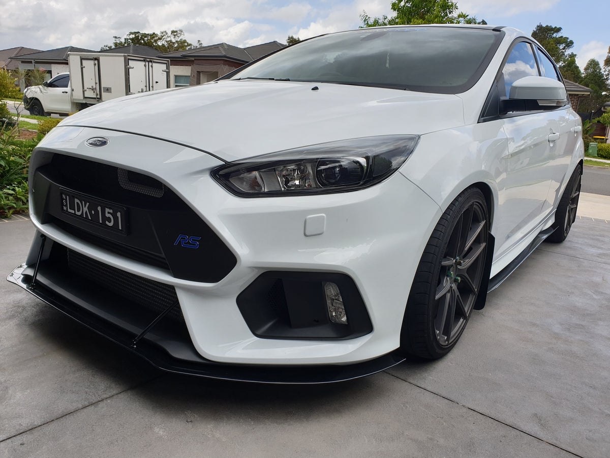 Ford Focus RS Front Splitter – E-Wing Aero Designs
