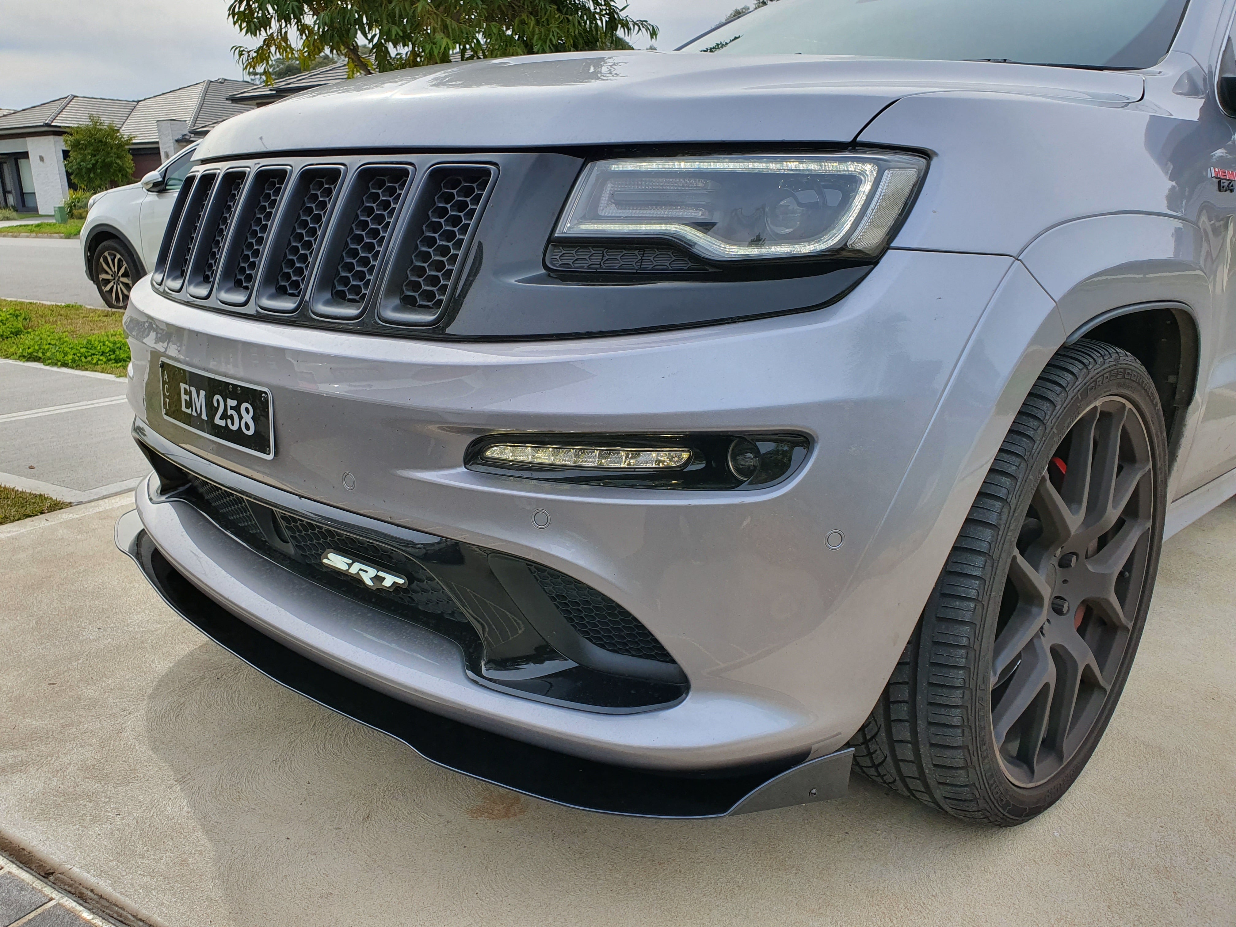 Jeep SRT Front Splitter – E-Wing Aero Designs