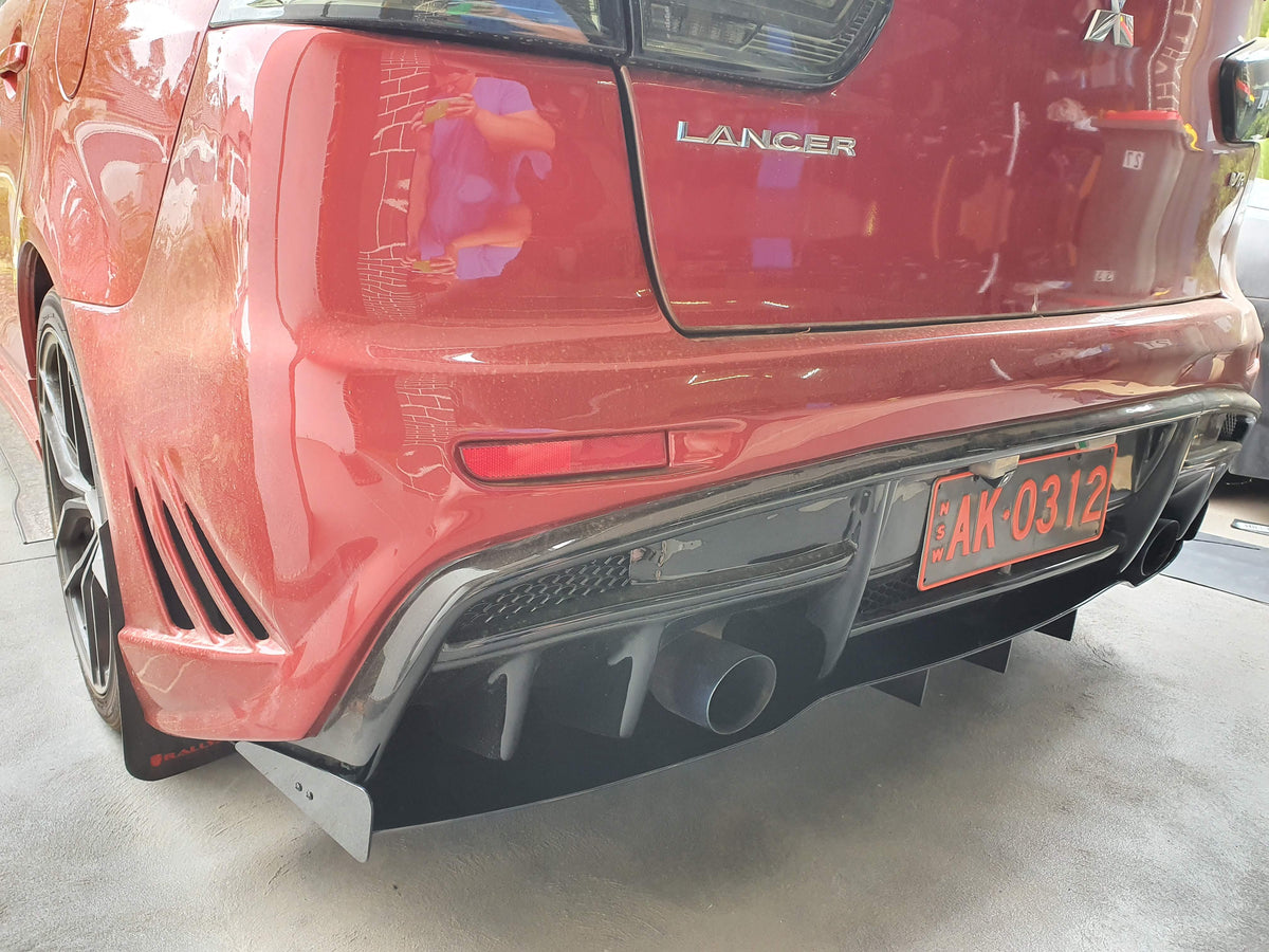Mitsubishi Evo X Rear Diffuser – E-Wing Aero Designs